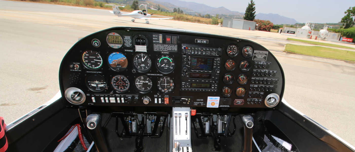 Grupo One Air - Curso de Piloto de Avión Ligero LAPL