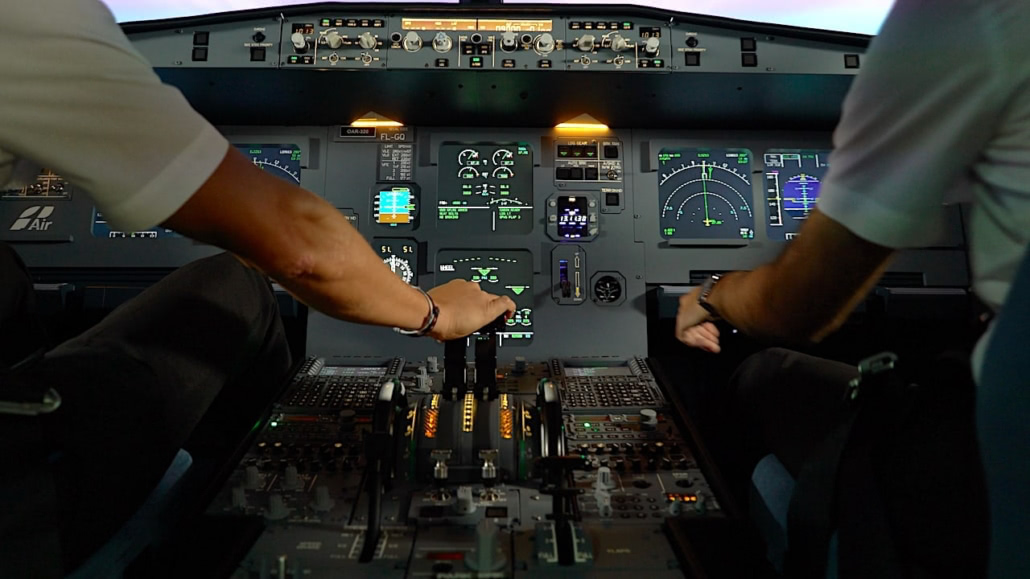 ATPL Airline Transport Pilot Licence | E-ATO 190 - One Air