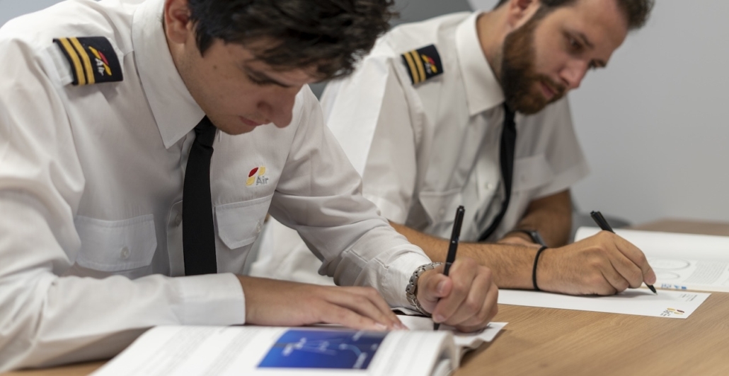 Tipos de viento en aviación y cómo calcularlos: Guía práctica para ...
